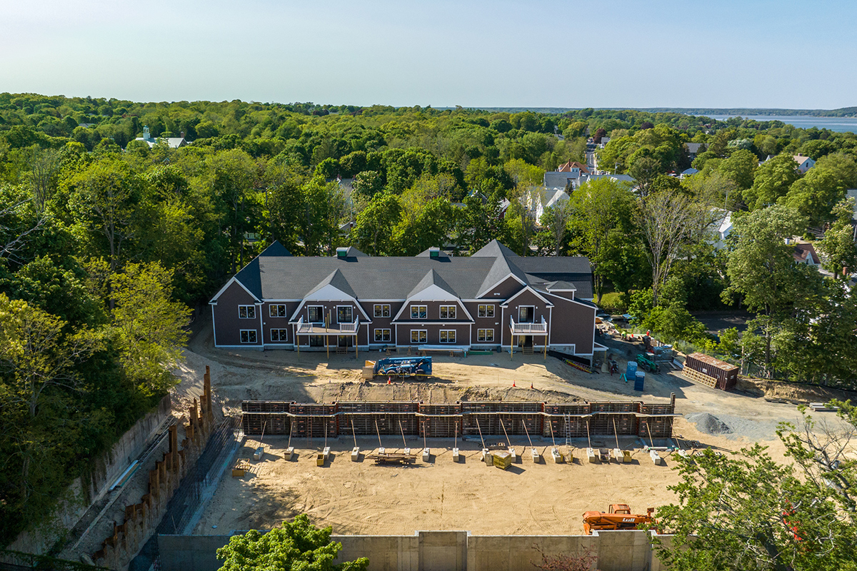 Building | Davis Manor